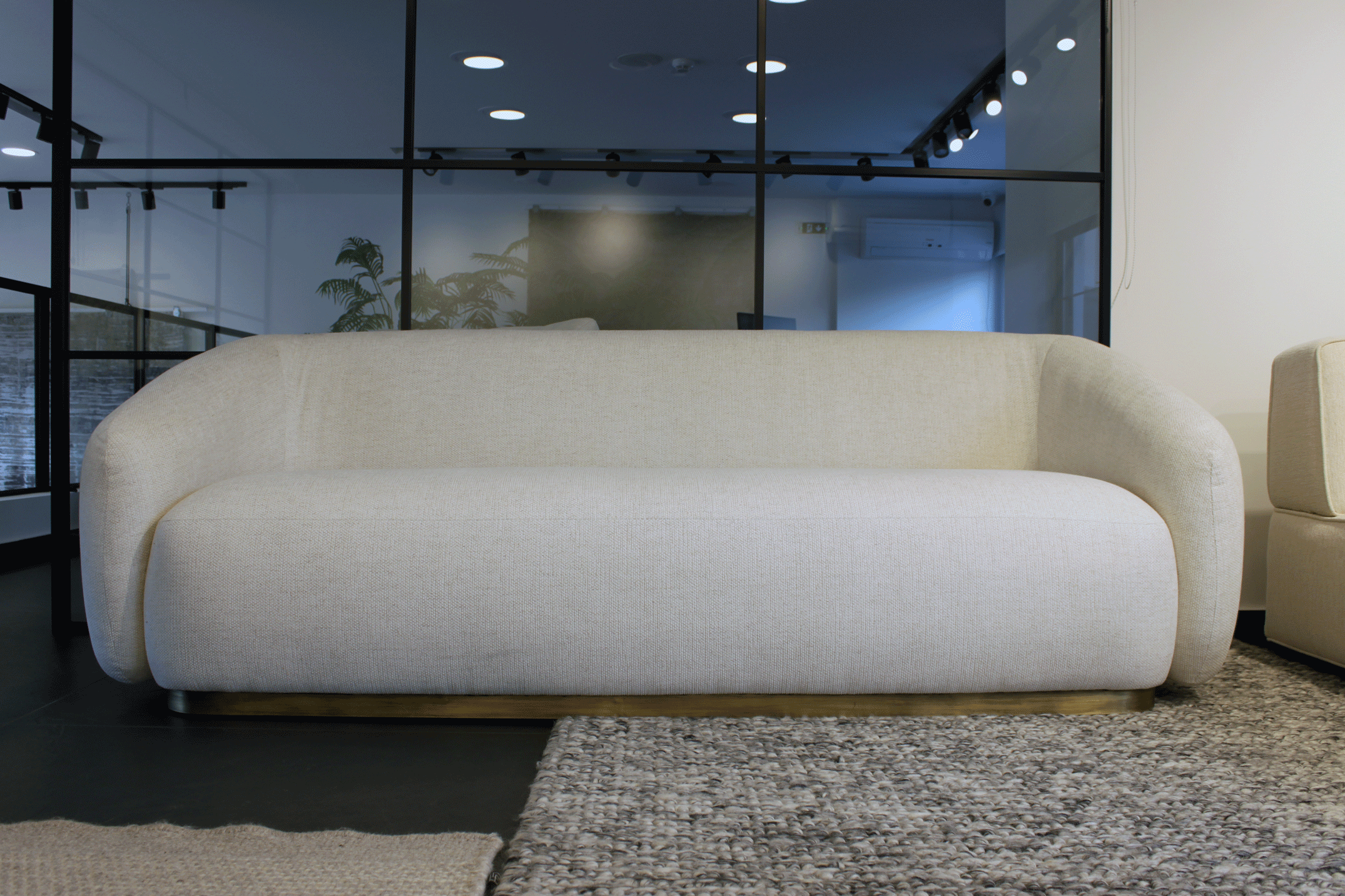FurDeco.gr | Luxury Furniture, Designer Homeware & Lighting